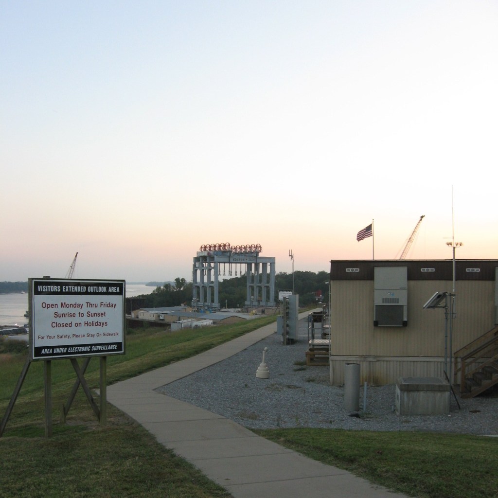 Olmsted Locks and Dam OPEN – Ohio River Parks Project